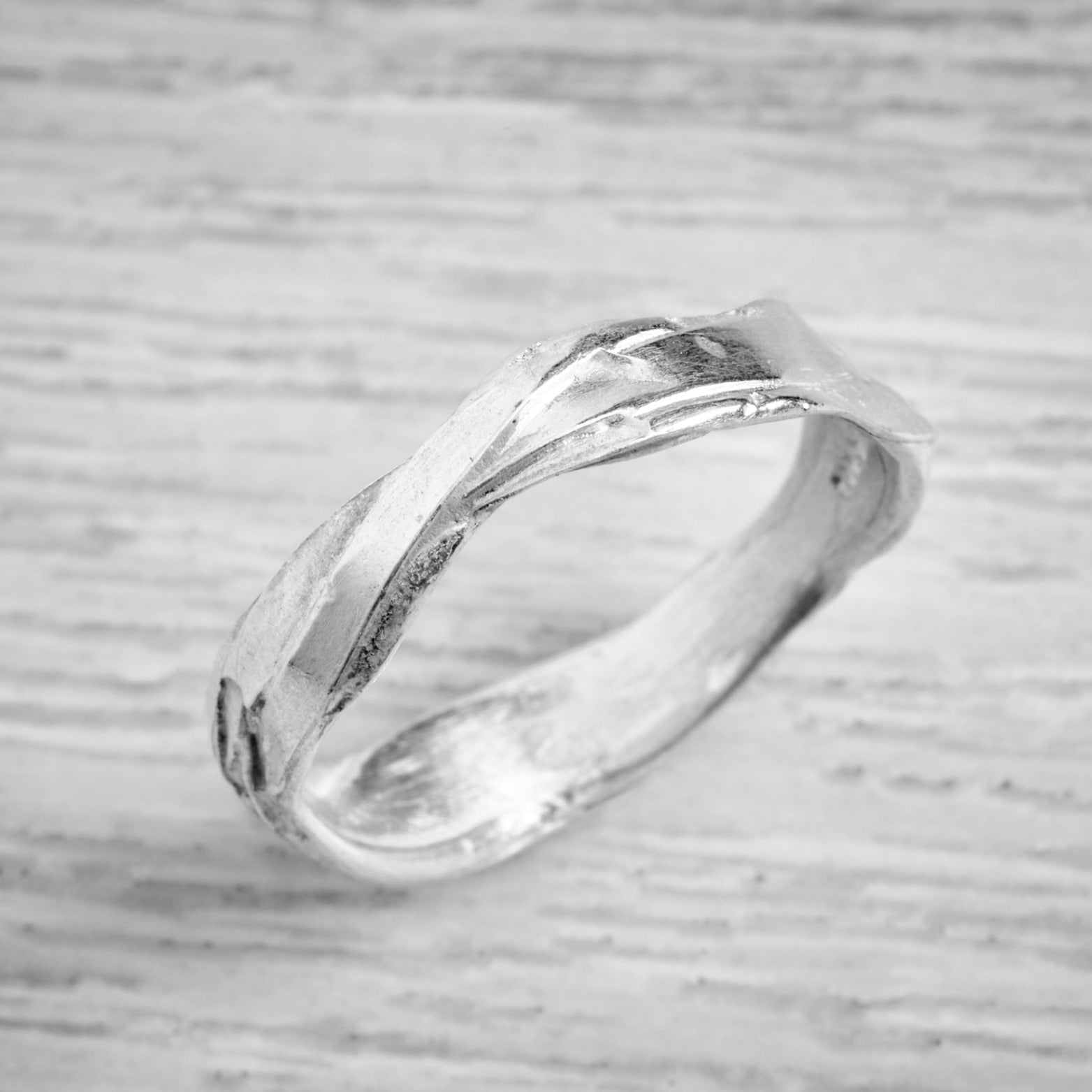Narrow Twisted Ribbon Ring By Fi Mehra – Emma White & The Jewellery Makers