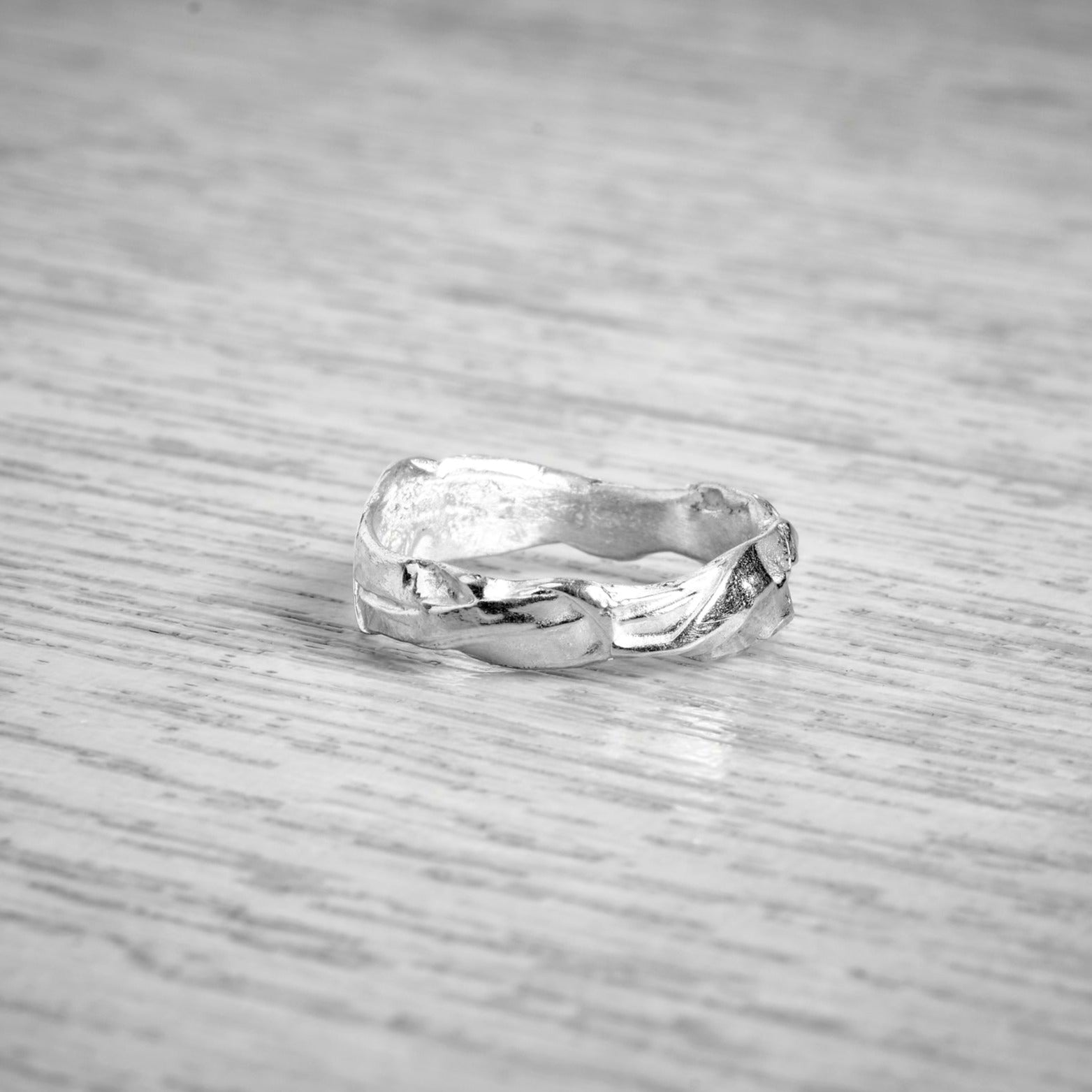 Wide Twisted Ribbon Ring By Fi Mehra – Emma White & The Jewellery Makers